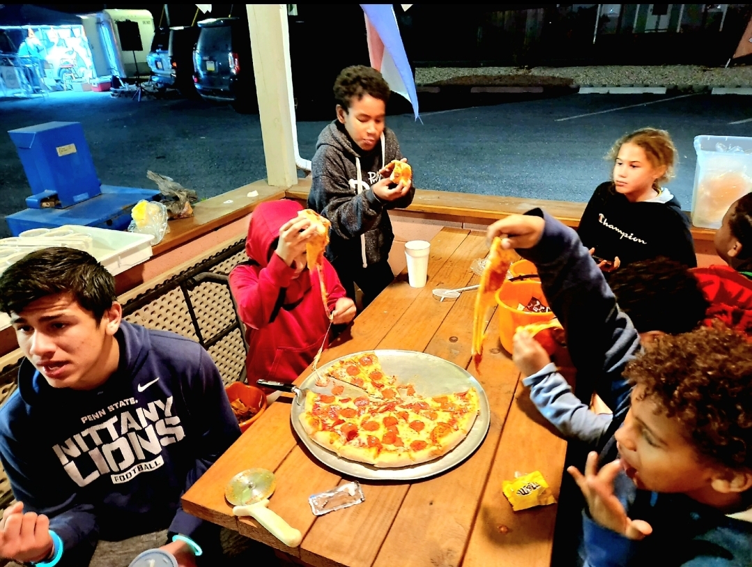 About – Red Rooster Pizzaria